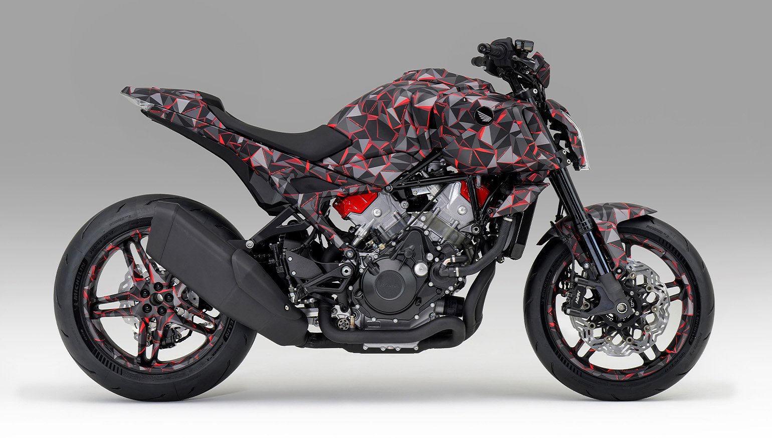 Honda Unveils V3R 900 E-Compressor Prototype at EICMA 2025